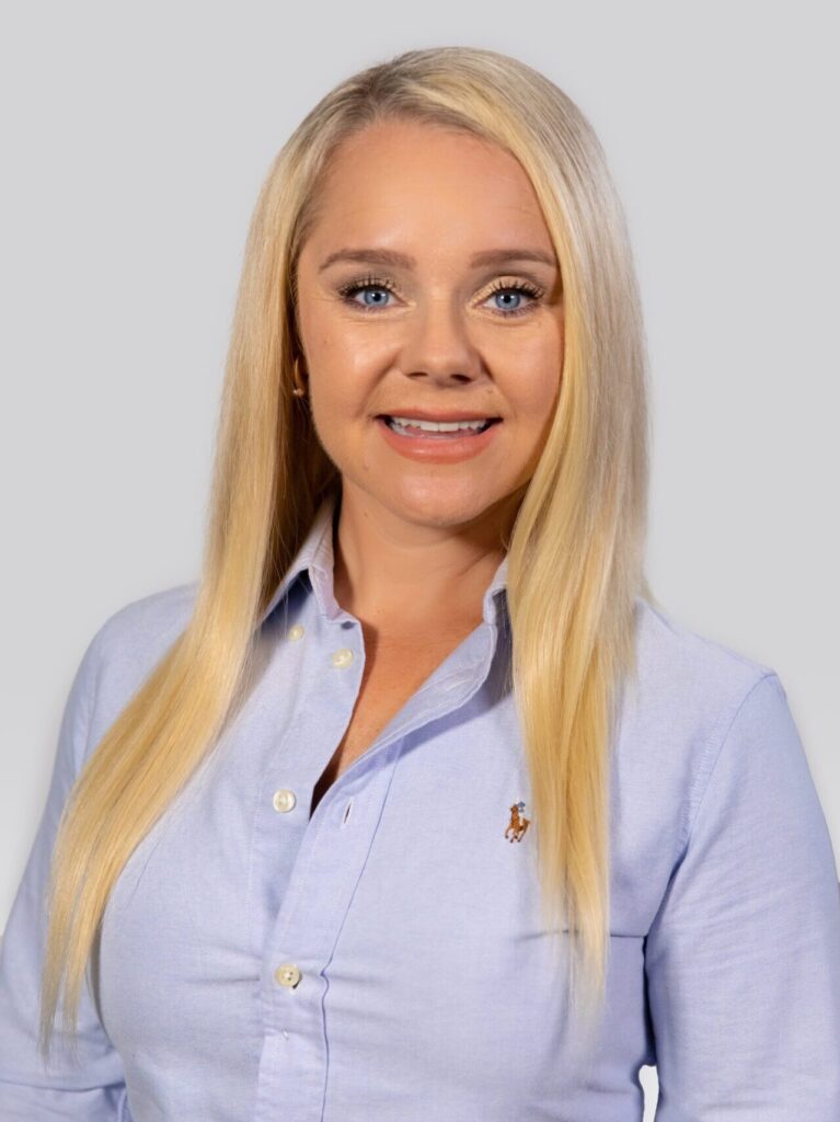 Disaster-hit communities helped to get going again by RACQ workers ...